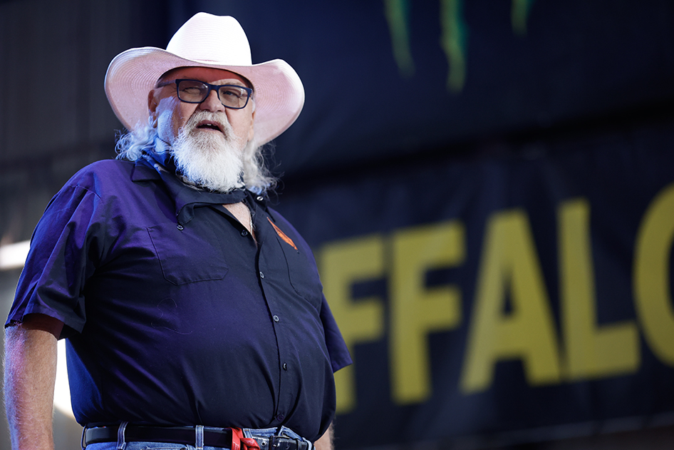 The Legendary Voice of the Legendary Buffalo Chip: A Tribute to Hank ...